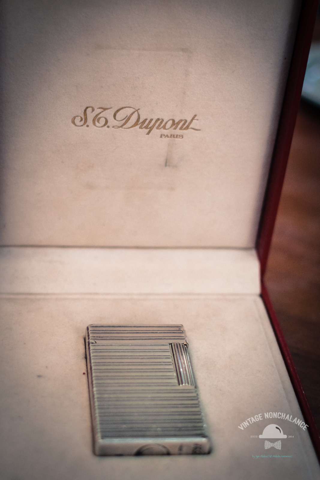 S.T. Dupont Lighters - Vintage Nonchalance